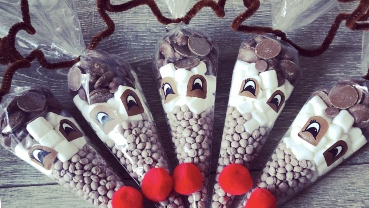 How To Make Christmas Reindeer Sweet Cones