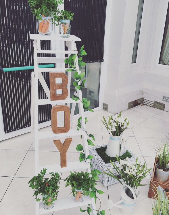 How To Make A Peter Rabbit Scarecrow In 7 Easy Steps