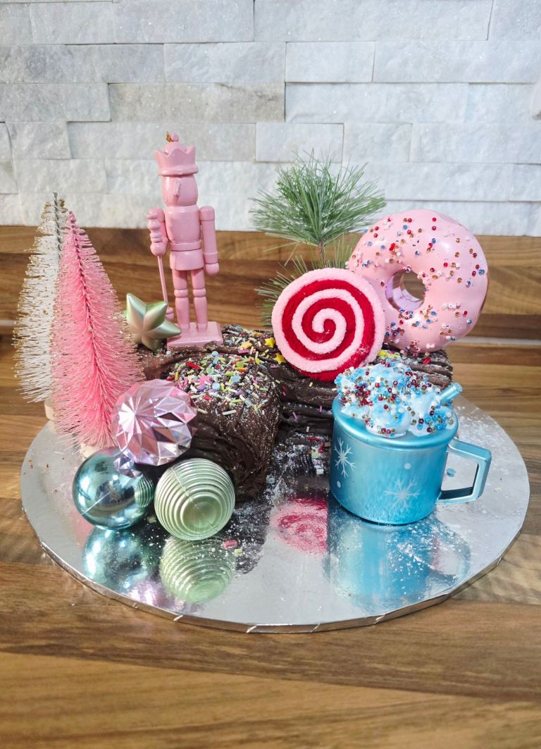 How to Decorate a Christmas Candy Land Yule Log: A Fun, Kid Friendly Guide